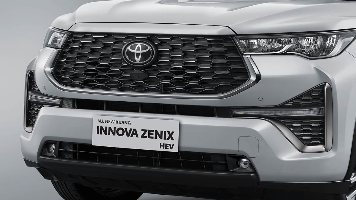 New Toyota Innova Zenix 2024 - Cek Promo Harga & Spesifikasi